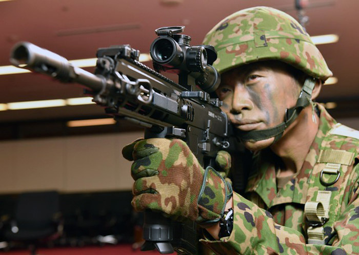 Japan Ministry Of Defense Unveils The New JGSDF Type 20 Rifle At A ...