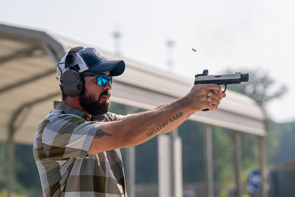 SIG SAUER's P322-COMP: Elevates .22 Shooting To A Whole New Game ...